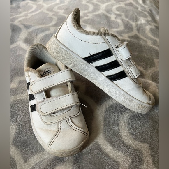 adidas | Shoes | Adidas Boys Vl Court 2 Db839 White Casual Shoes ...
